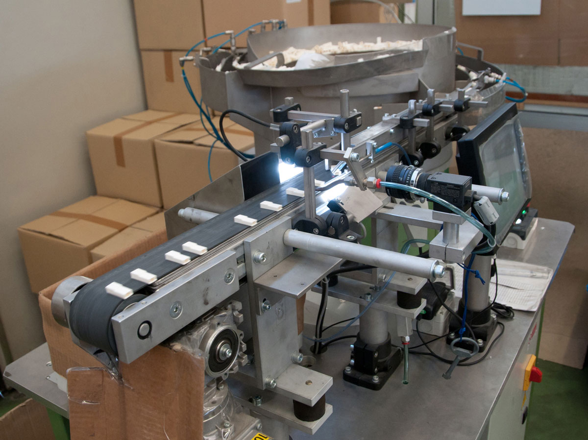 Part Handling Systems - Mercator Robotec Inc.